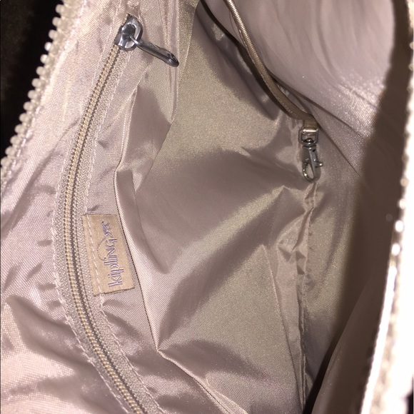 Kipling | Bags | Kipling Alvar Metallic Gold Crossbody Bag Like New ...