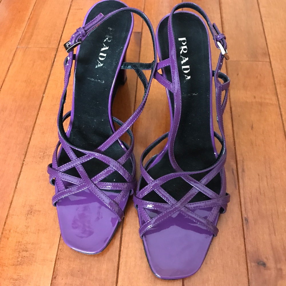 Prada! Very Pretty! - Gem