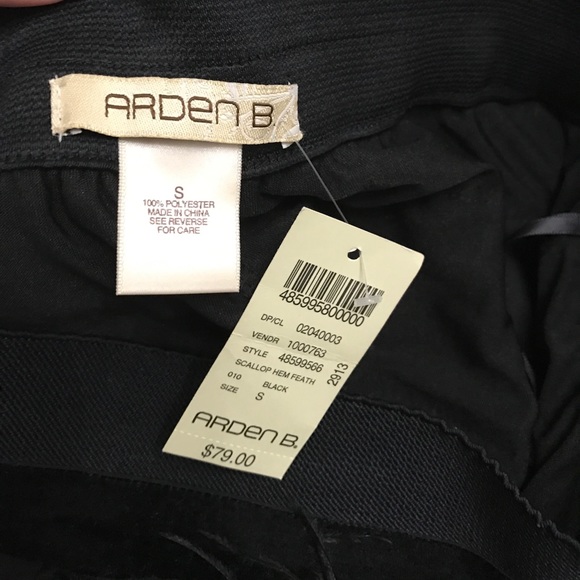 Arden B | Skirts | Arden B Black Scalloped Feather Skirt | Poshmark