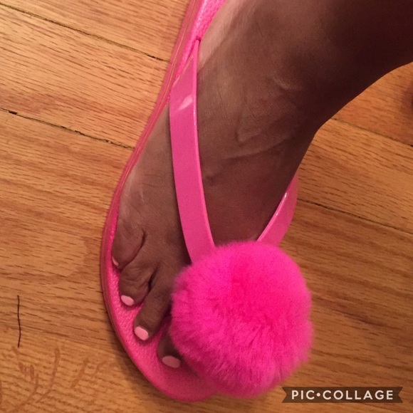 Shoes | Hp 1 Left Hot Pink Flip Flops Wpom Pom | Poshmark