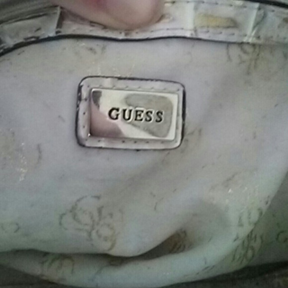Guess | Bags | Guess Handbag Final Price | Poshmark