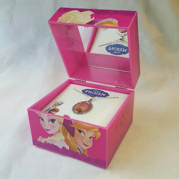 Disney | Jewelry | Disney Frozen Keepsake Box Anna Elsa | Poshmark