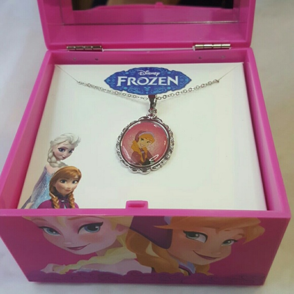 Disney | Jewelry | Disney Frozen Keepsake Box Anna Elsa | Poshmark