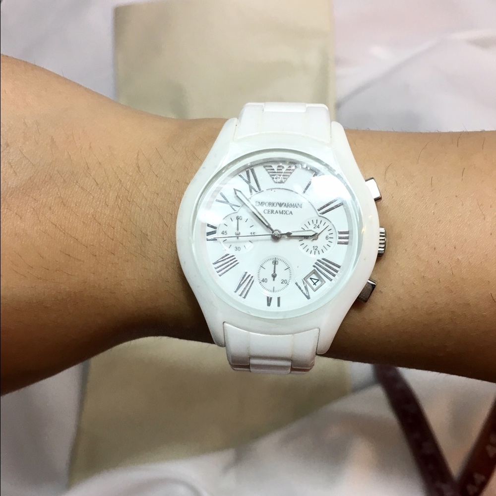 White Ceramic Emporio Armani Watch - Gem