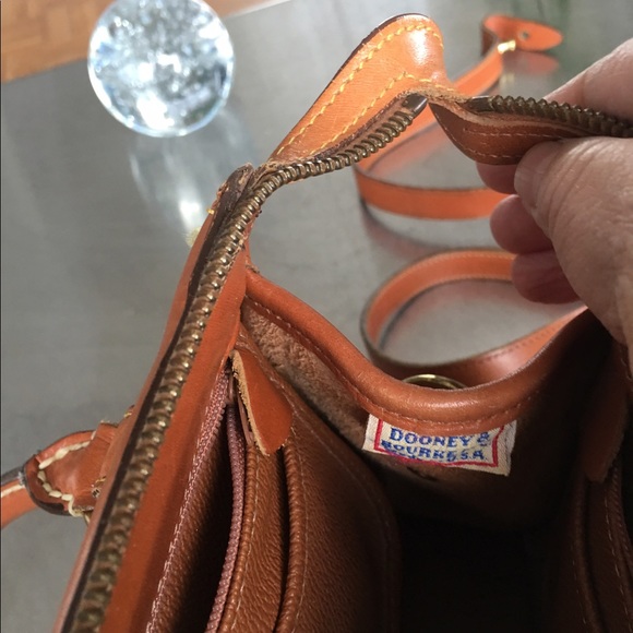 Dooney & Bourke | Bags | Dooneybourke Vintage British Tantan Mini ...