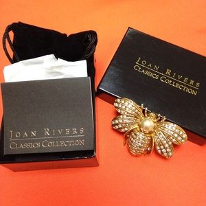 Joan Rivers | Jewelry | Joan Rivers Forever In Our Memory Bee Pin ...