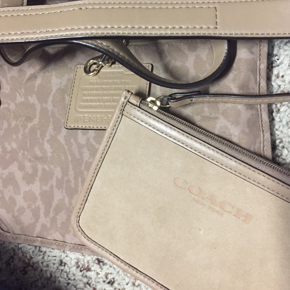 Coach Handbag Snakeskin Nude - Gem