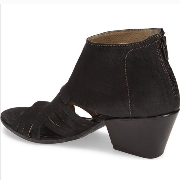 Manas | Shoes | Manas Design Clelia Leather Bootie 39 | Poshmark