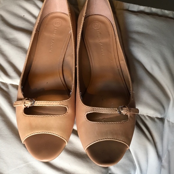 Etienne Aigner | Shoes | Etienne Aigner Flats | Poshmark