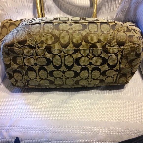 Coach | Bags | Coach Bleeker Signature Shoulder Tote Large | Poshmark