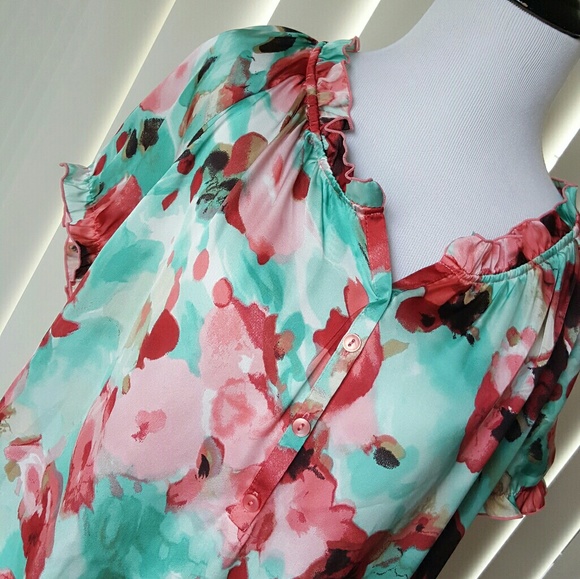 Zac & Rachel | Tops | Zac Rachel Watercolor Flowing Top Size L | Poshmark