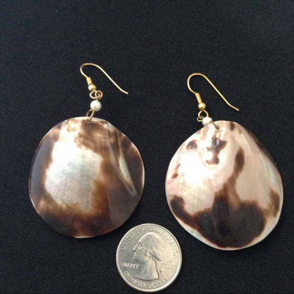 Vintage | Jewelry | Vintage Large Round Shell Earrings | Poshmark