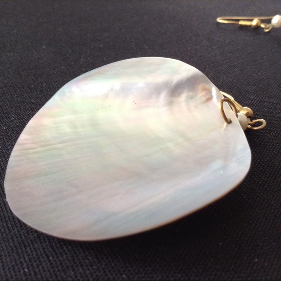 Vintage | Jewelry | Vintage Large Round Shell Earrings | Poshmark