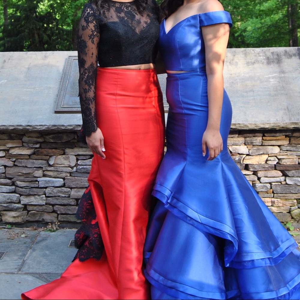 Red And Black Sherri Hill Prom/Pageant Dress! - Gem
