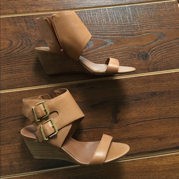 Jessica Simpson | Shoes | Jessica Simpson Camel Color Wedge Wigold ...