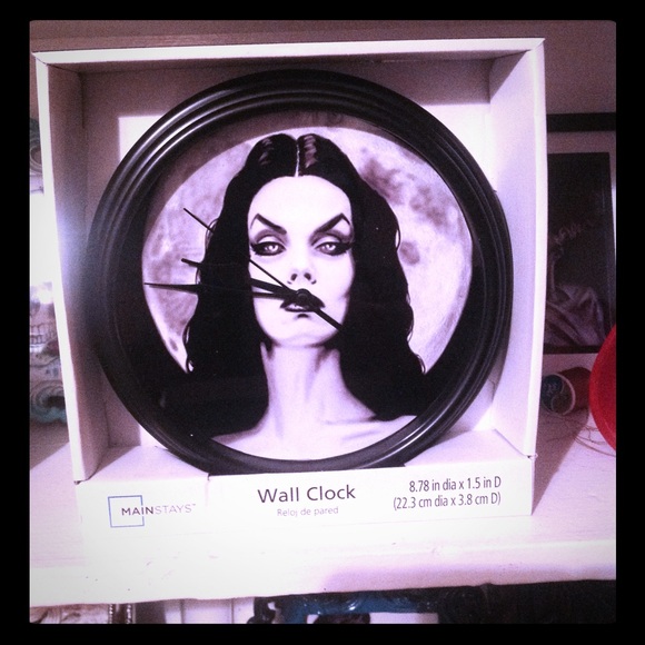 Accessories | Gothic Vampira Horror Monster Clock | Poshmark