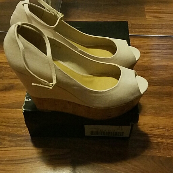 JustFab | Shoes | Justfab Kerry Natural Wedges 1 | Poshmark