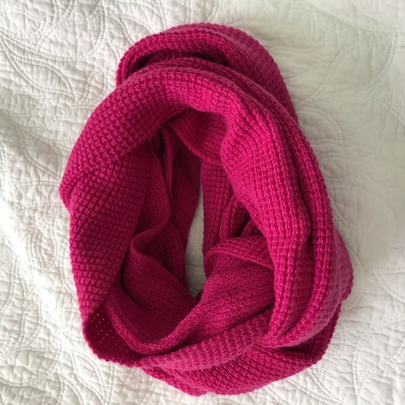 J. Crew | Accessories | J Crew Pink Knit Infinity Scarf Nwot | Poshmark