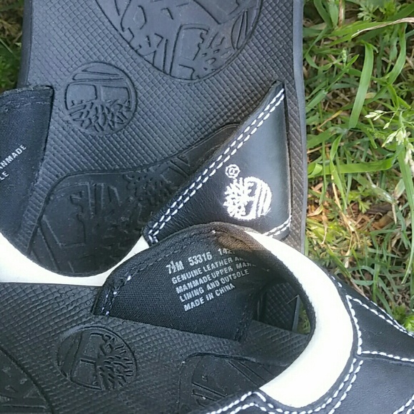 Timberland | Shoes | Timberland Black White Flip Flops 75 Leather ...