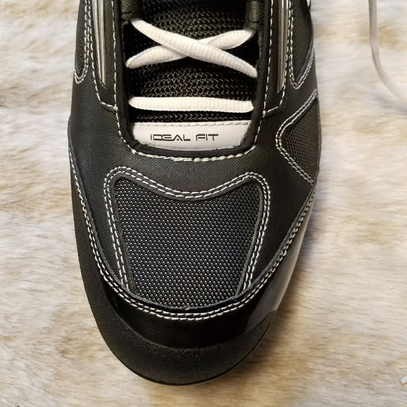 Easton | Shoes | Mens Easton Black Baseball Cleats Ideal Fit 5 | Poshmark