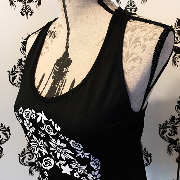 Tops | Nwt Black Skull Tank Wlace Back | Poshmark