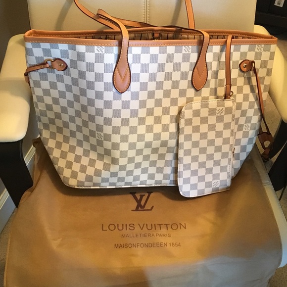 Checkered Purse Designer | IUCN Water