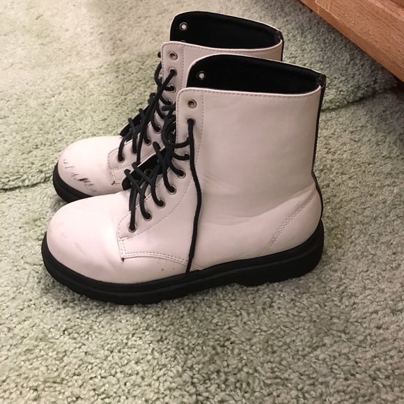 Forever 21 | Shoes | Fake Doc Martins Style Shoes Forever 2 | Poshmark
