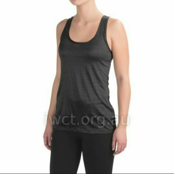 90 Degree By Reflex | Tops | 9 Degree By Reflex Tank Top Like New Runs ...