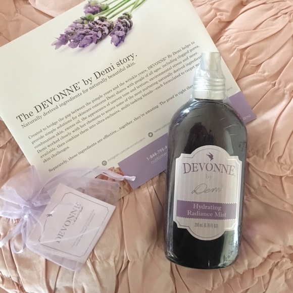 Devonne | Makeup | Devonne Hydrating Mist | Poshmark