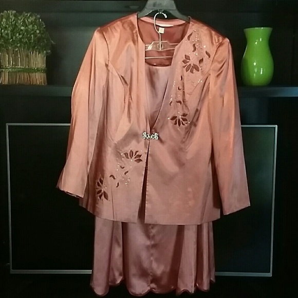 Giovanni | Dresses | Wow A 3 Piece Dress Suite Light Burnt Orange ...