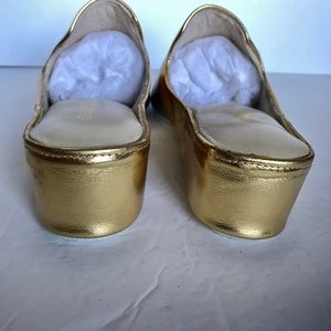 oomphies | Shoes | Lamo Oomphies Metallic Leather Wedge Slippers | Poshmark