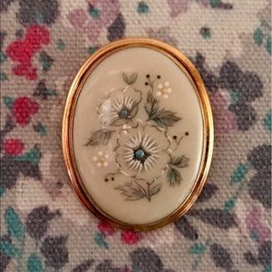 Lenox | Jewelry | Vintage Leonax Gold Ivory Floral Brooch Pendant ...