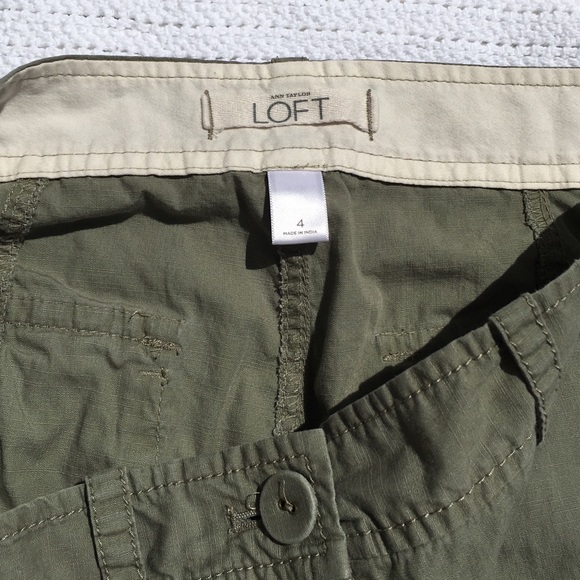 LOFT | Pants & Jumpsuits | Loft Olive Green Cargo Capri Pants | Poshmark