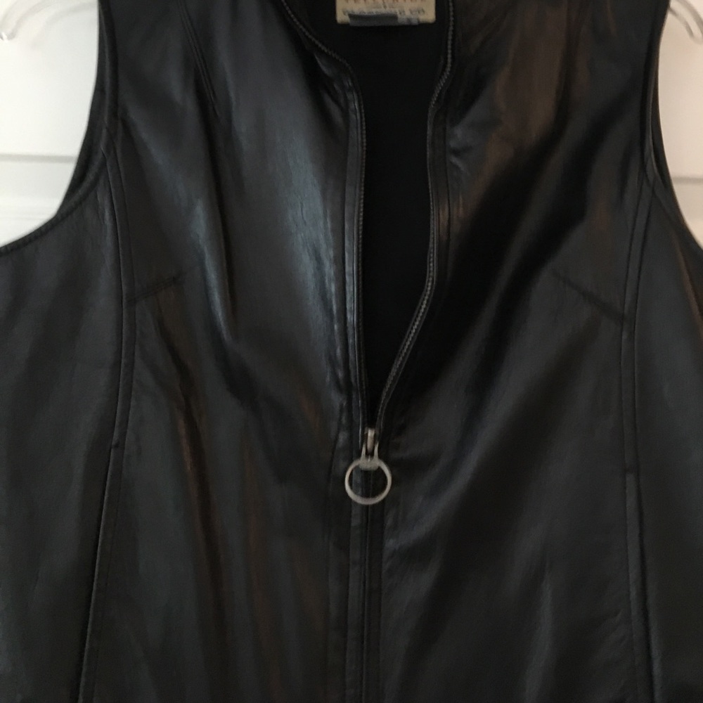 Black Genuine Leather Zip Vest - Gem