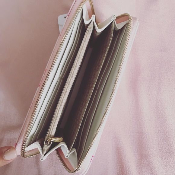 Bags | Flamingo Wallet | Poshmark