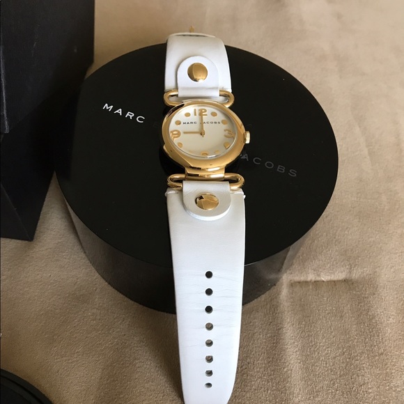 Marc By Marc Jacobs | Accessories | Marc Jacobs Leather White And Gold ...