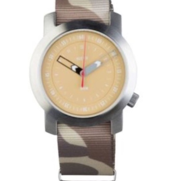 Neff | Accessories | Nwt Neff Camo Tactical Watch With Silver Face ...