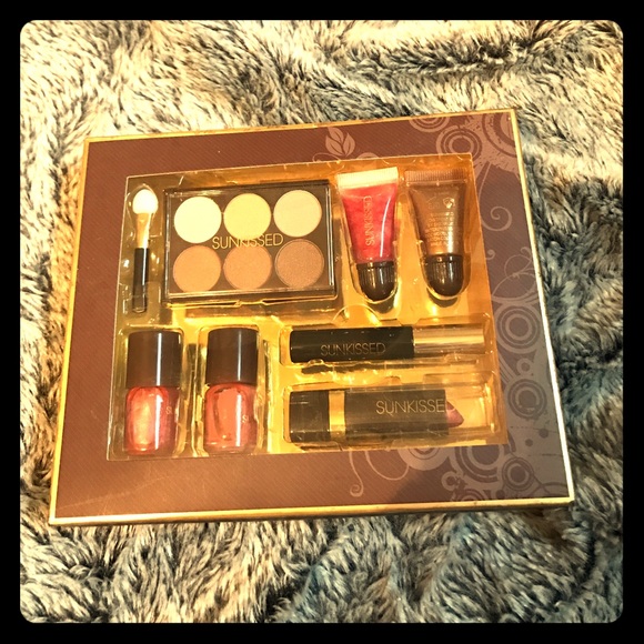 Makeup | Makeup Set | Poshmark