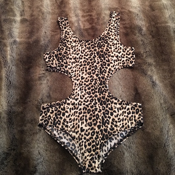 2 Cute | Tops | 2 Cute Leopard Cut Out Bodysuit | Poshmark