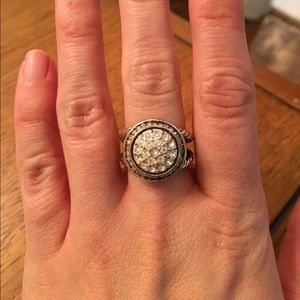 lottie dottie | Jewelry | Lottie Dottie Twisted Rope Ring With 2 Inserts | Poshmark