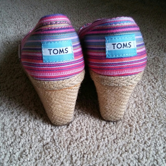 Toms | Shoes | Toms Pink Mutli Colored Striped | Poshmark
