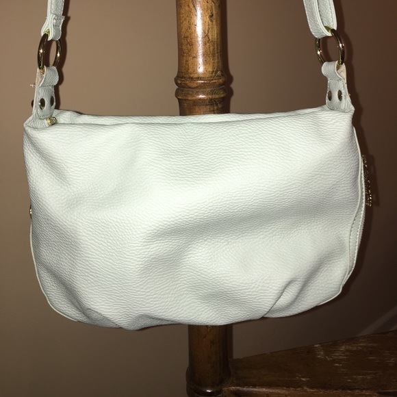 Bags | Chic Flirty Summer Crossover Bag | Poshmark