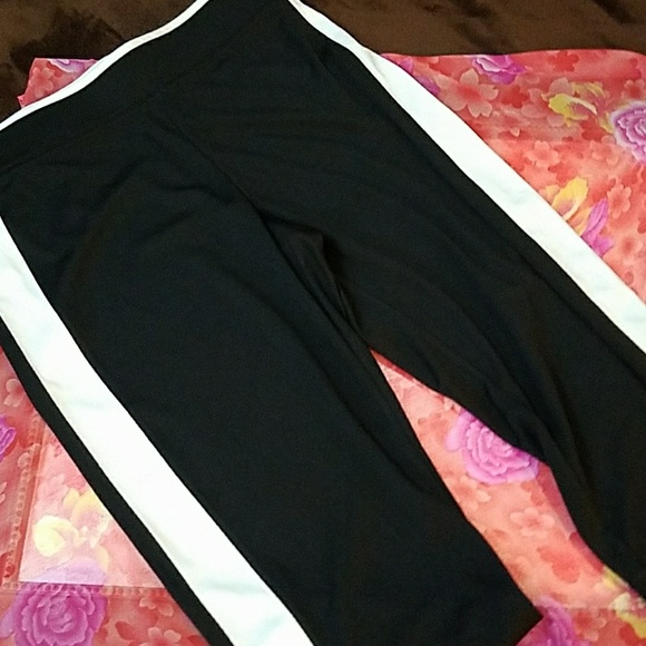 made for life | Pants & Jumpsuits | Nwot Made For Life Quick Dry Yoga ...