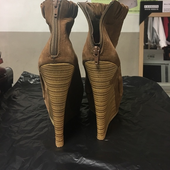 Rouge Helium | Shoes | Rouge Platform Wedge Wooden Heel Ankle Booties ...