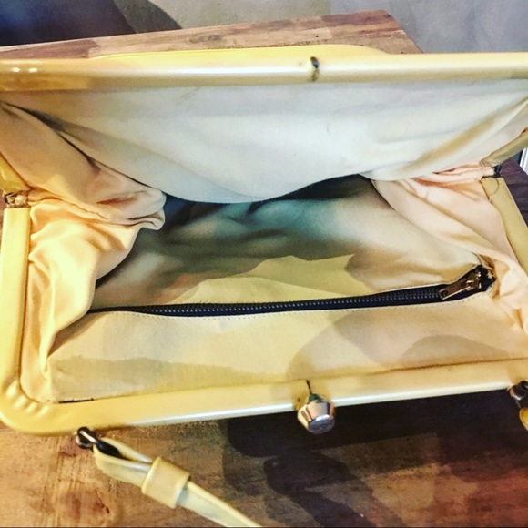 Vintage | Bags | Vintage Purse With Kiss Snap Closure | Poshmark