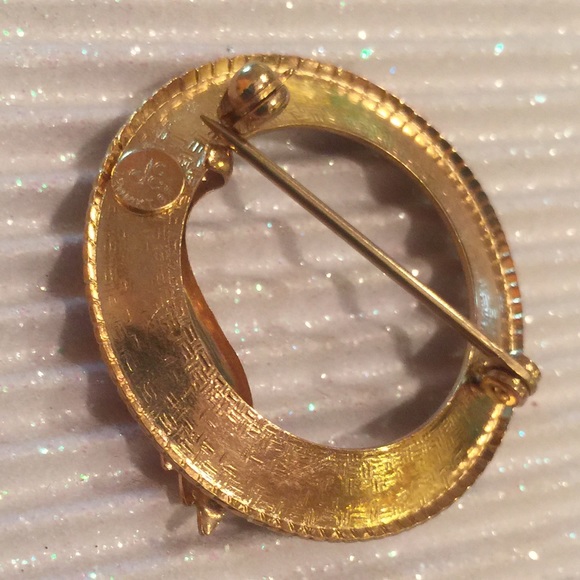 Vintage | Jewelry | Vintage 4 Karat Gold Filled Dce Circle Pin | Poshmark