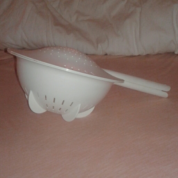 Tupperware | Other | Soldnwot Tupperware Double Colander | Poshmark