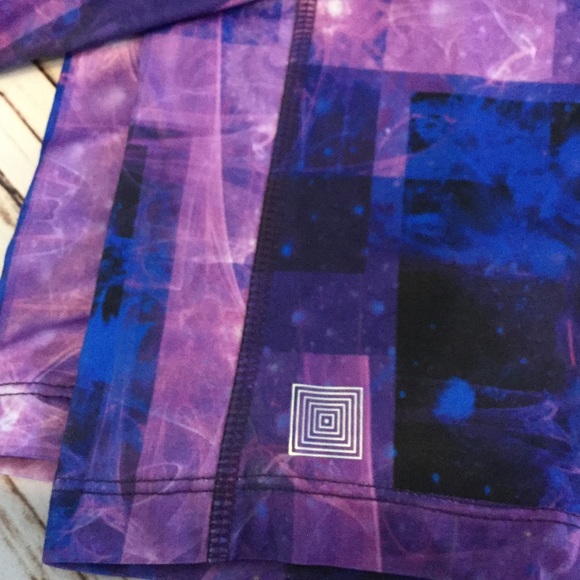 LuLaRoe | Pants & Jumpsuits | No Slip Stay Put Jade Capri By Lula ...