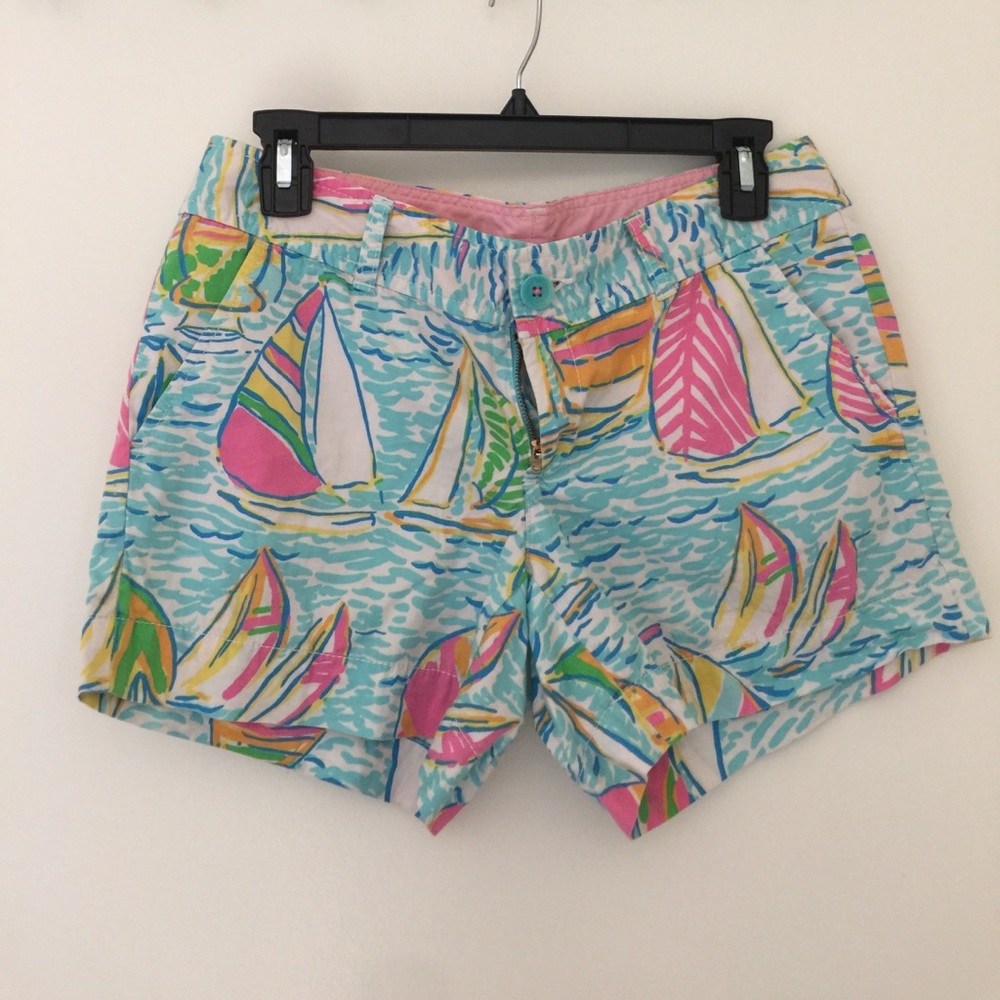 Original Lilly Pulitzer You Gotta Regatta Shorts! - Gem