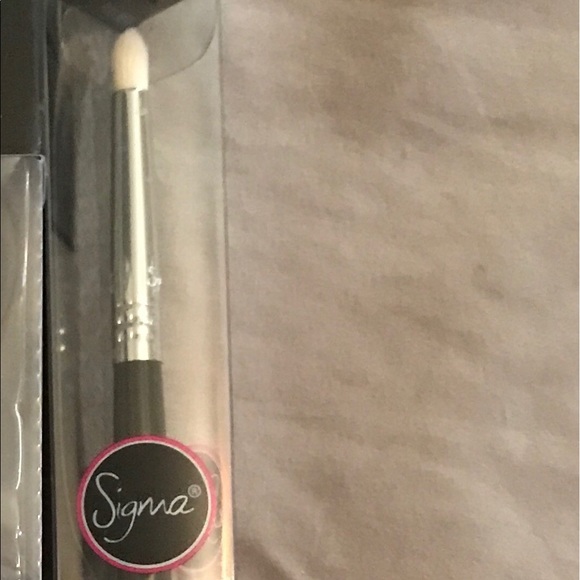 Sigma Beauty | Makeup | Sigma E3 Pencil Brush | Poshmark